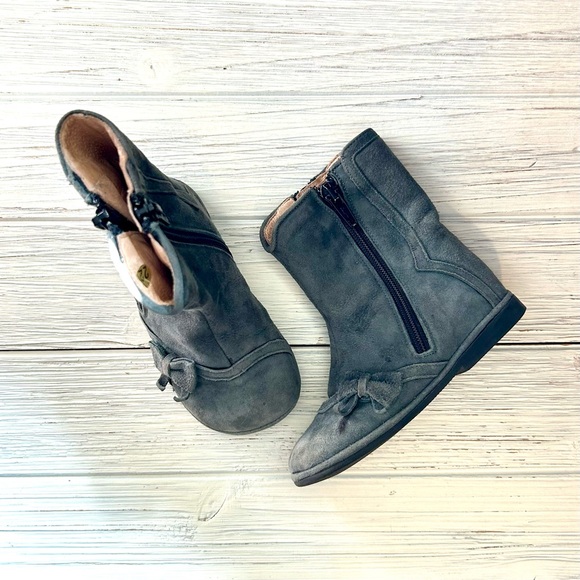 Little Eric | Shoes | Little Eric Italian Leather Grey Suede Bow Boots ...